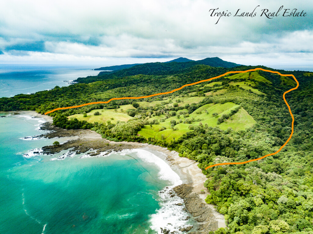 82 Hectare Incredible Beachfront Property On Cebaco Island!